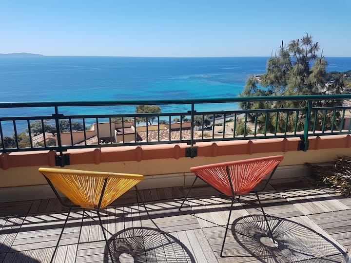 Ajaccio : Terrasse Vue Mer Plage à Pied Climatisé - Ajaccio