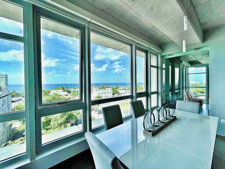 Stunning Oceanview Luxury Condo - San Juan