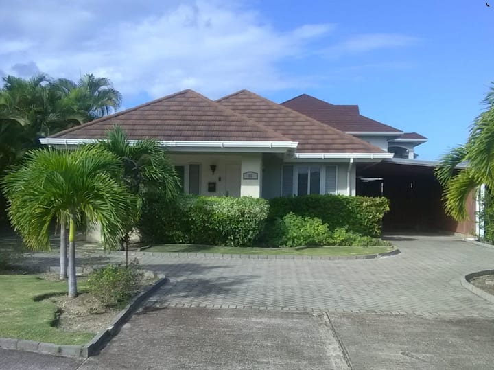 Gigi's Chateau-villa Getaway Near Ocho Rios, Ja! - ジャマイカ
