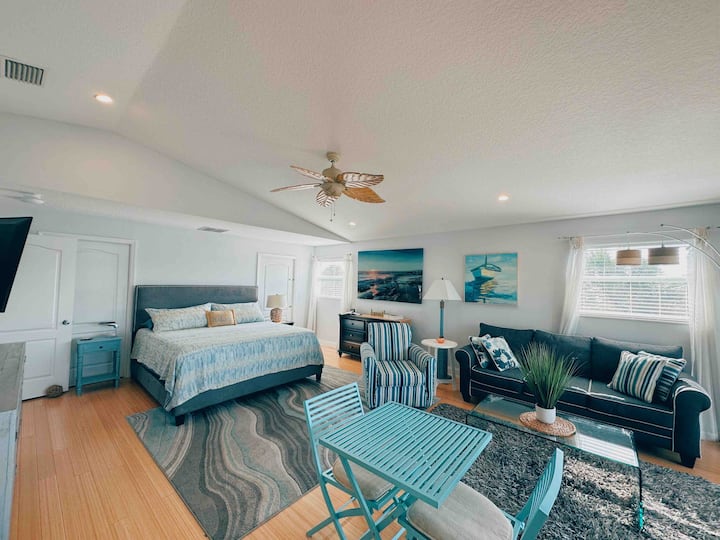 Lala's Beach House - New Smyrna Beach, FL