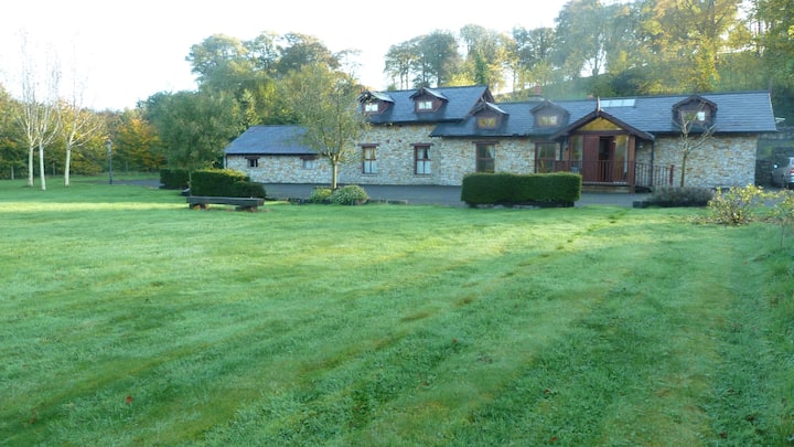 Affordable Luxurious Rural Accommodation - Cavan