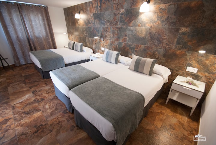 Habitación Familiar Estándar, Hos. Los ÁNgeles - Córdoba