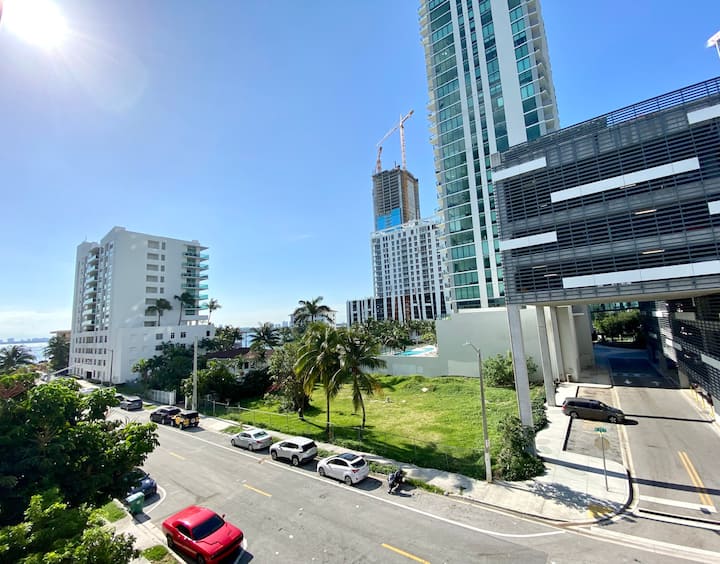 Newt405new - 2bed/2bath - With Parking - Miami