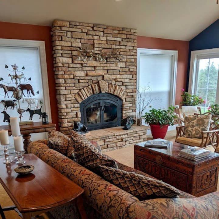 Columbia Room - Kalispell, MT