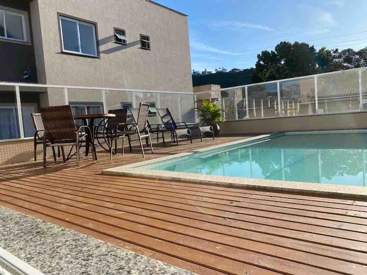 Ap 105 Apartamento Com Piscina Em Bombinhas - Bombinhas