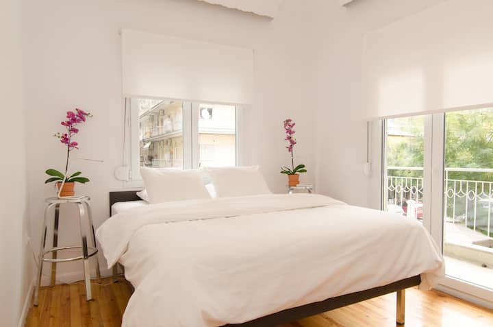 Downtown Central Cozy3bd - #8design Flat - 塞薩洛尼基
