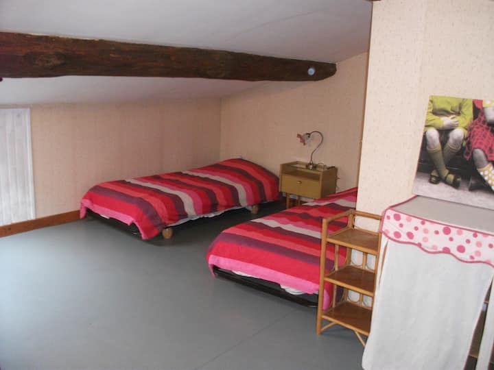 Gîte Passion Vintage Avec Vue Sur Les Toits - Beaumont-de-Lomagne