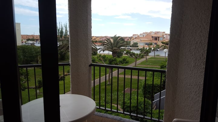T2 Cosy Avec Balcon & Vue Jardin – Proche Eau - Le Barcarès