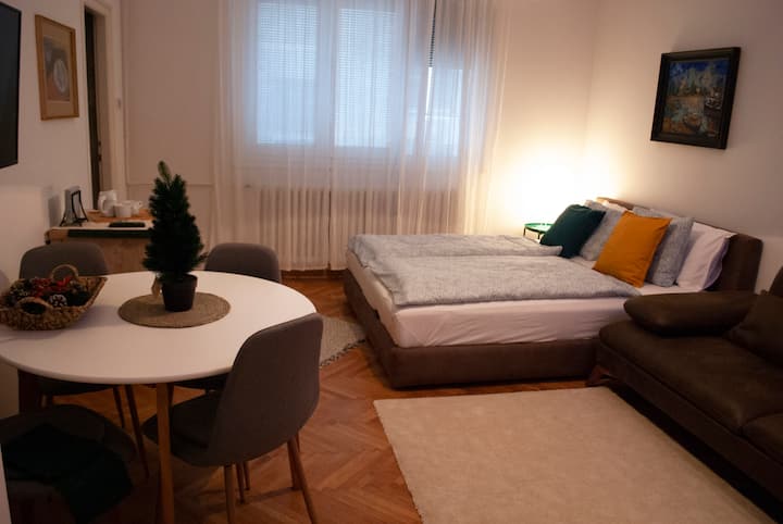 Almond - Belgrado