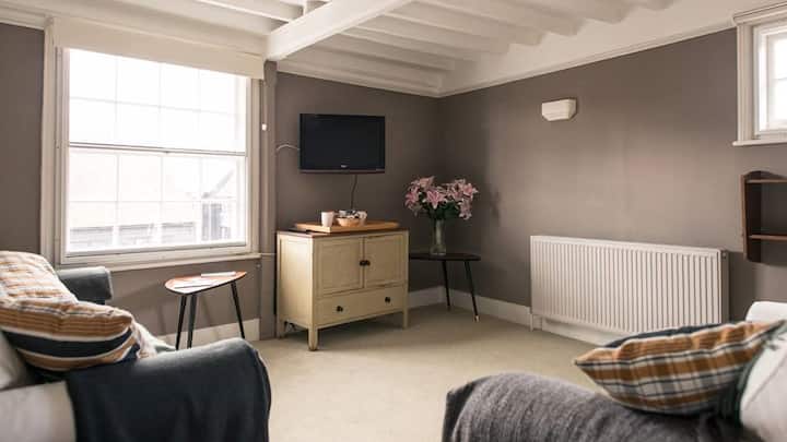 Fabulous Three Bedroom Suite In The Centre Of Rye - Camber Sands