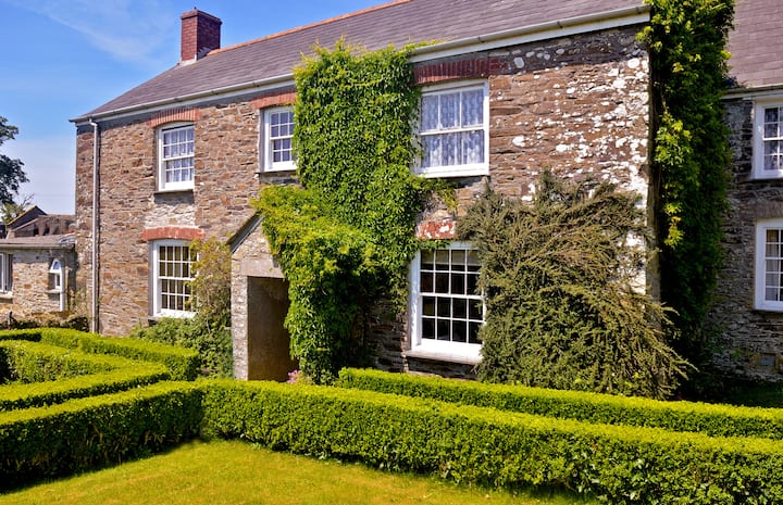 Rose Cottage On Roseland Peninsula, S. Cornwall - Tregony