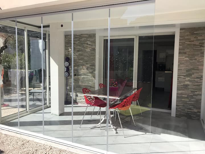 Superbe F2 Aux Pieds De Port Frejus - Fréjus