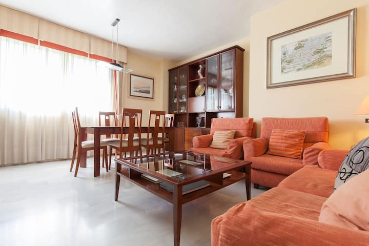 Increible Y Enorme Piso En El Centro De Oferta - Seville, Spain