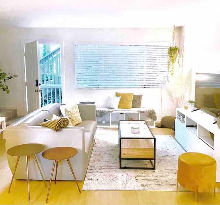 Modern Downtown 2-bedroom Townhouse In Paso! - Templeton, CA