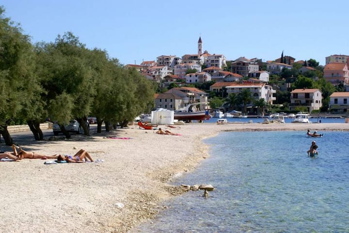 Apartments Nena (Ap.4+ap.5+ap.8+ap.9) - Trogir