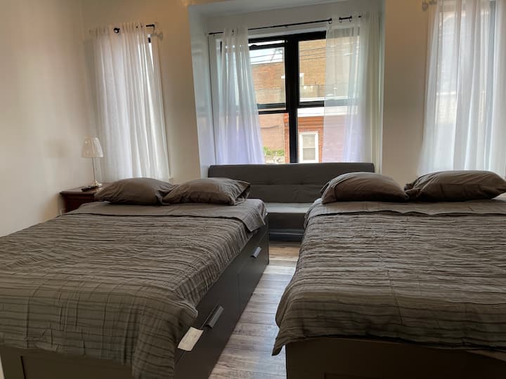 P3e,2 Bedrooms2bath ,Francisville,new Construction - Philadelphia, PA