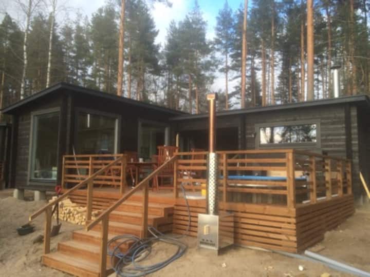 Lomamökki Paljulla, Papinniemi Camping Mökki 10 - Kesälahti