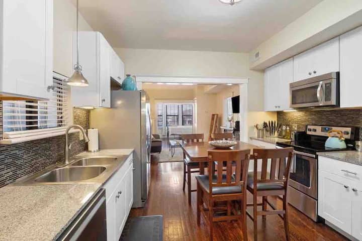 Albert Hall:2br In Delmar Loop – Walk To Wash U!11 - St. Louis, MO