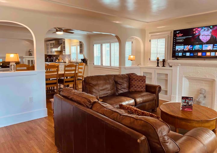 La Estrella - Beautiful Spanish Home, Near Disney - Santa Ana, CA