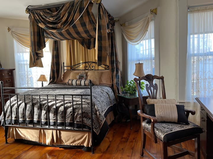 Bewitching Salem Suite ❤ Walk Everywhere! - Marblehead, MA