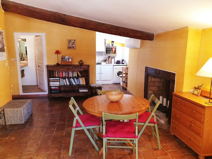 Loft De Charme Centre Historique Aix 55m2 – Clim - Aix-en-Provence