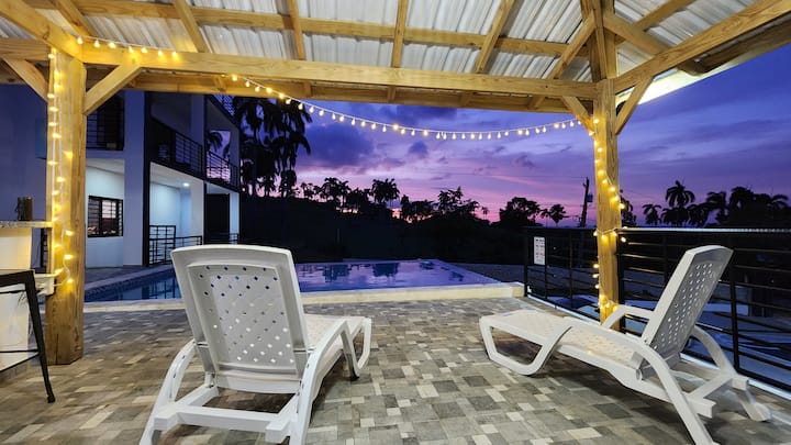 Casa Granview: Luxury Retreat With Pool & Views - Dominikanische Republik