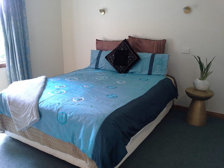 Tranquil Space - Relaxing Home In Warragul - Warragul