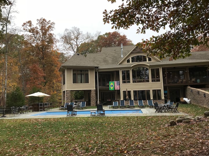 Beautiful Home 30m From  High Point Furniture Mkt - Greensboro, NC