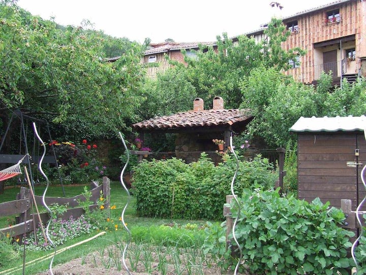Gîte De 7 Places Avec Jardin - Mogarraz