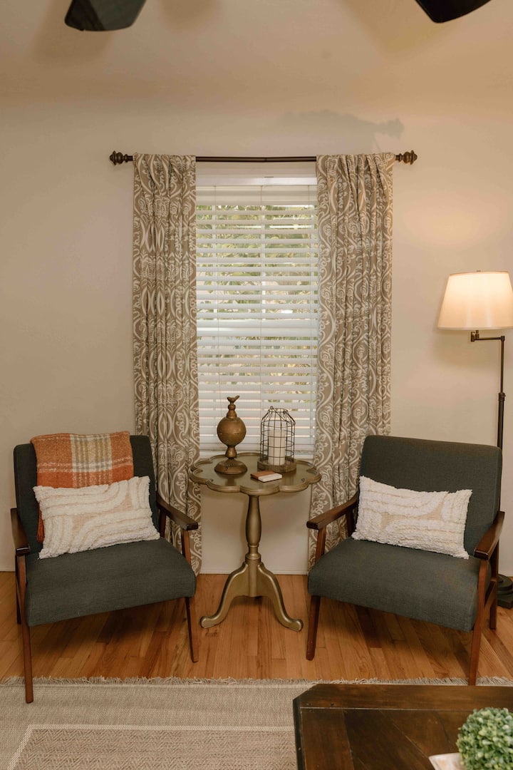 The B Street Bliss Cottage - Lemoore, CA