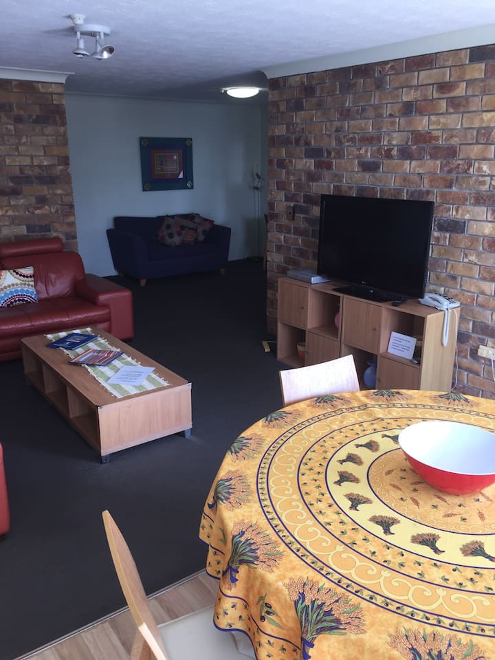 Rustic Beach Shack Entire Place - Gold Coast