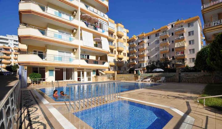 Prachtige Woning Aan Het Strand, Midden In De Stad - Oba