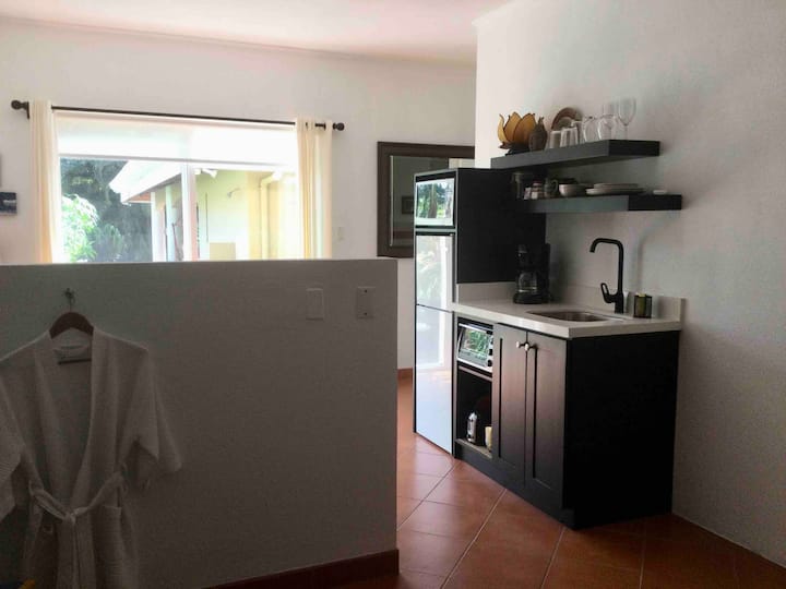 Cozy Guesthouse 5 Mins To Beach - Playa Hermosa