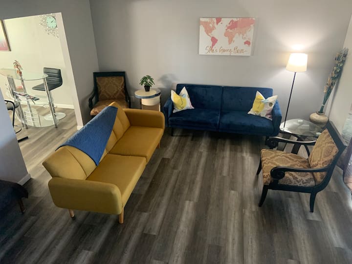 Duplex #2 - Nlv Large 3br 1.5bath 1400sf! - North Las Vegas, NV