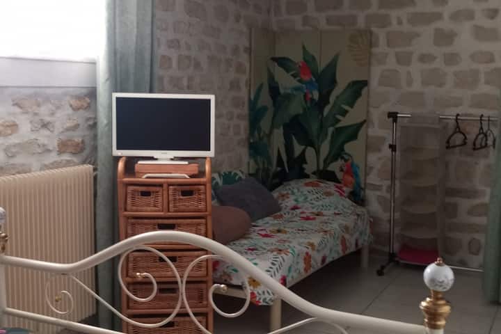 Hébergement Privé Au Calme Proche Toute Commodité - Saintes