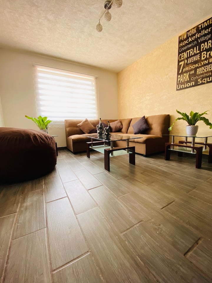 Moderno Departamento Cerca De Poliforum! 3er Piso - León