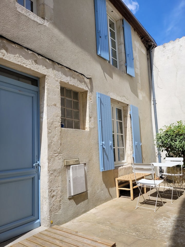 Maison De Ville Entre Marché Et Porte Royale - 拉洛歇爾