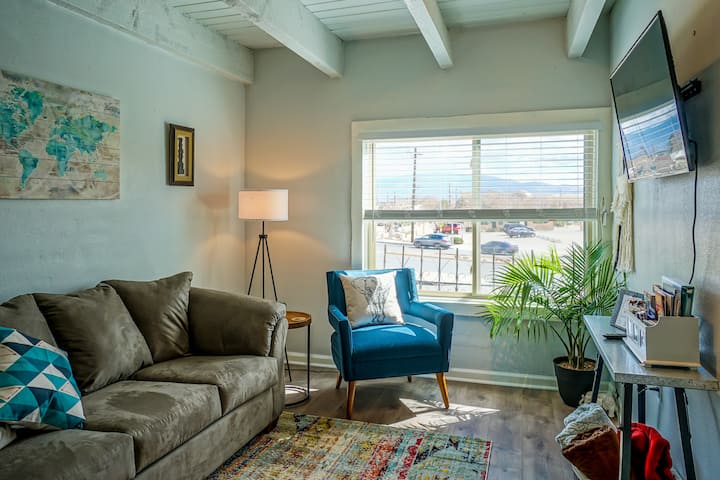 #3: King Bed, Queen Bed,  2tv's - Walk To Old Town - Albuquerque