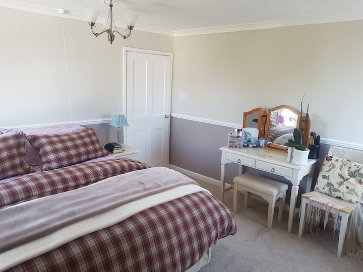 Devon  Sleeps 10. Period Property. Nearby Beaches. - Honiton