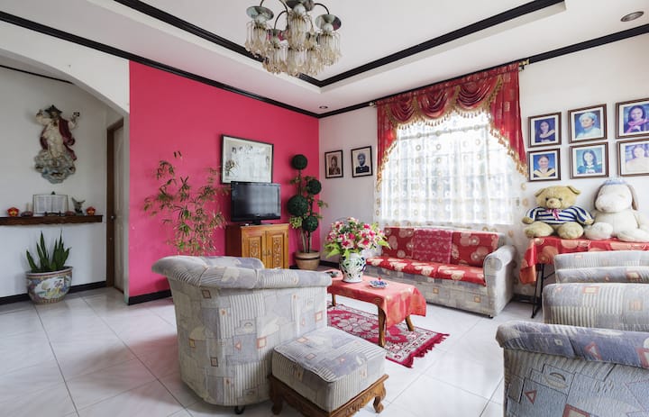 Aguluz Homestay Superior Ac Room - Donsol
