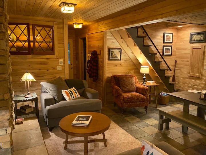 Cozy Cabin With Fireplaces & Lakefront Sunsets - Nevis, MN