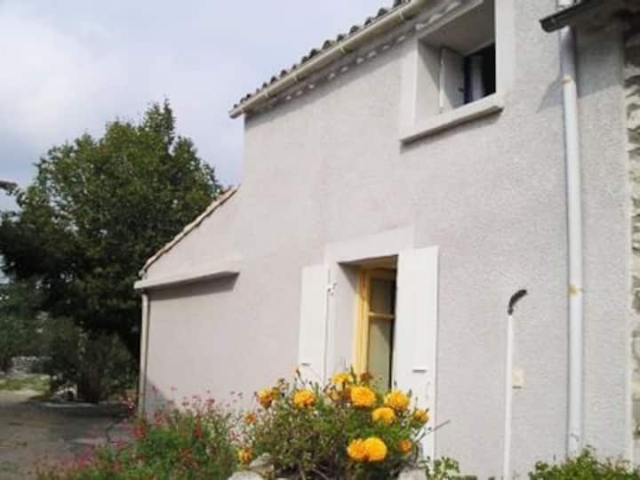 Idéalement Situé Au Calme, à 500 M Du Centre Ville - Ruoms