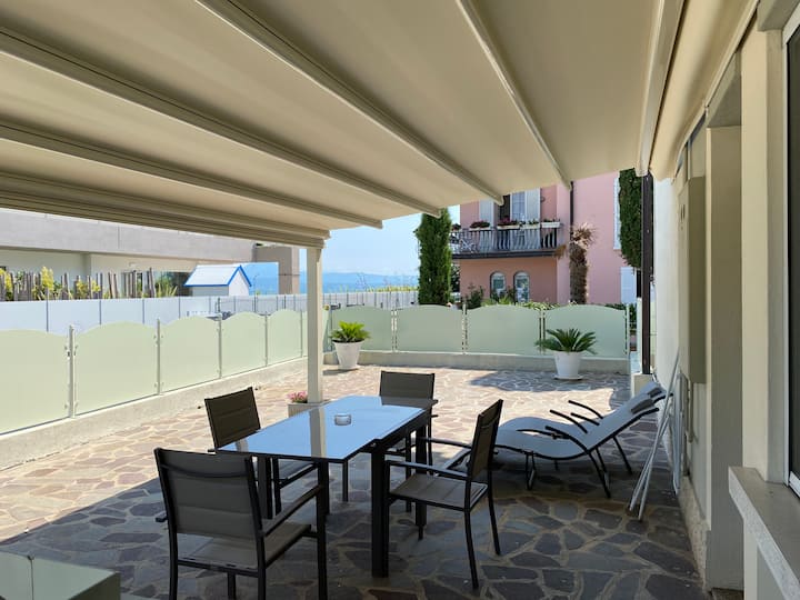 Peninsula Studio Apartment - Sirmione
