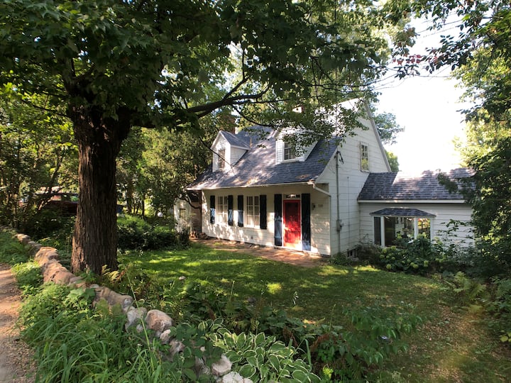 Scot's Electric Cottage - Quebec