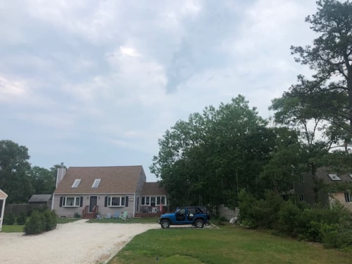 Katama Cottage Getaway! - Martha's Vineyard, MA