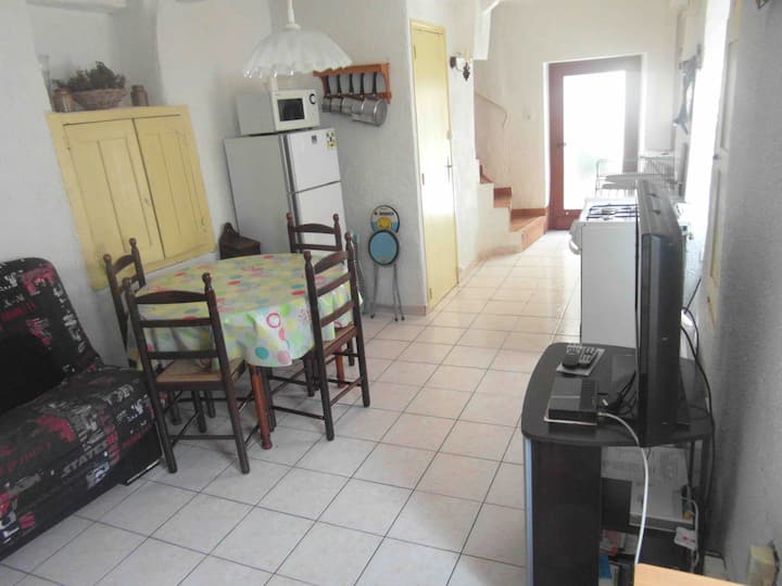 Logement De 45m2 à Avène - Lac d'Avène