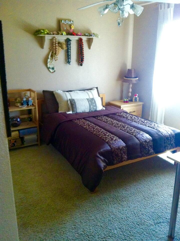 Warm And Family-friendly Home - Folsom, CA