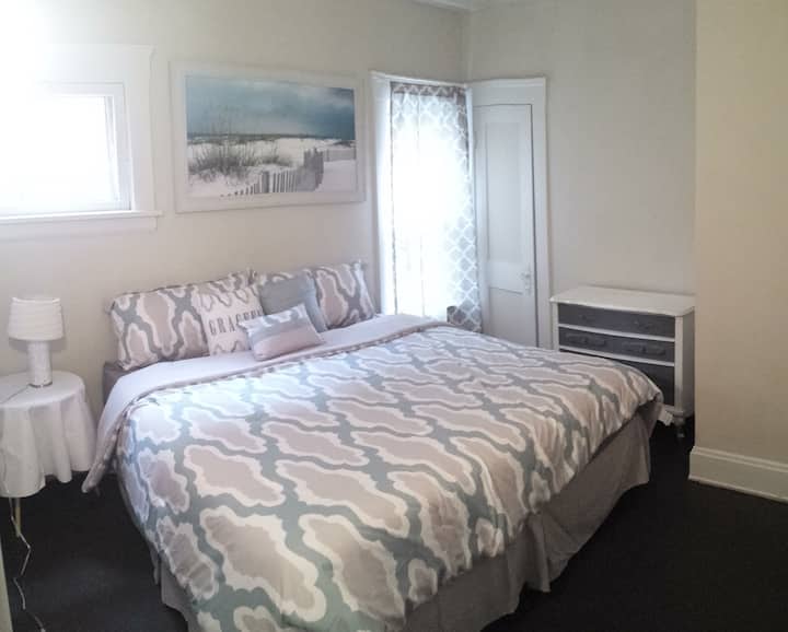 Relaxing Haven Close To Cleveland Clinic - Cleveland, OH