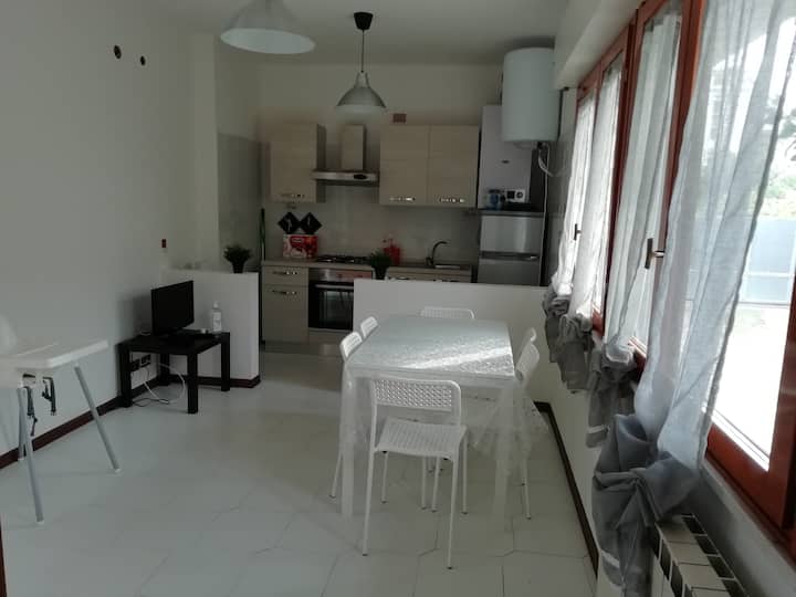 Appartamento A Montesilvano Sud, Zona Spiaggia - Abruzzo