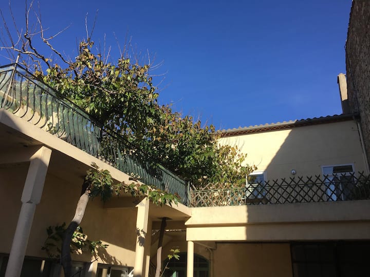 Grand Appartement 6 Pers,lumineux,avec Terrasse !! - Tuchan